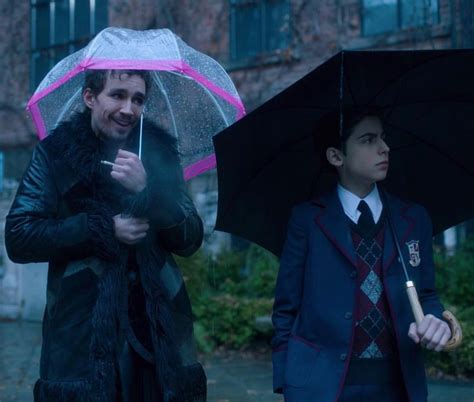Netflix Umbrella Academy Season 1 Review If The Reviews Fit