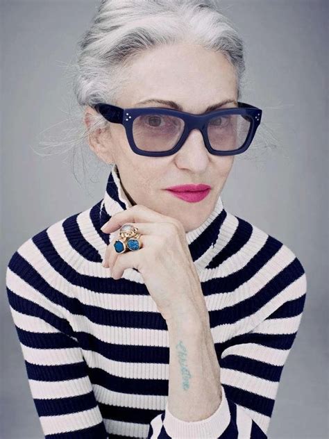 The Best Glasses For Grey Hair 35 Inspirational Styles Grey Hair And Glasses Mens Fashion
