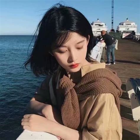 女生短发头像 女生短发头像图片大全 2 配图网