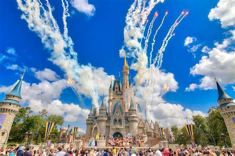 A Aurorahdr Edit Cinderella S Castle Flickr