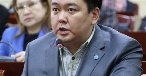 Баянзүрх дүүргийн 26 дугаар хорооны Засаг дарга О Т нь эрх мэдэл албан тушаалын байдлаа