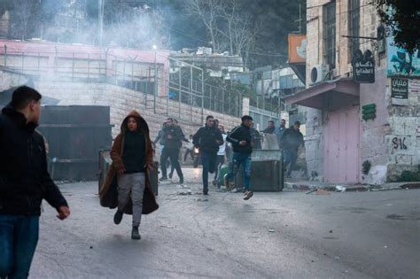 အစ္စရေး ဓားစာခံရုပ်အလောင်းတွေနဲ့ ပါလက်စတိုင်း အကျဉ်းသားတွေ လဲလှယ်ရေး သဘောတူ Bur Mizzima Com