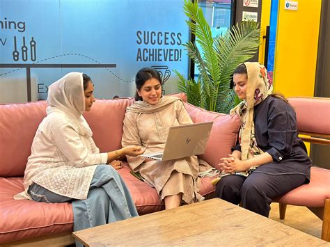 Best IT Institute In Faisalabad Edify College Of IT