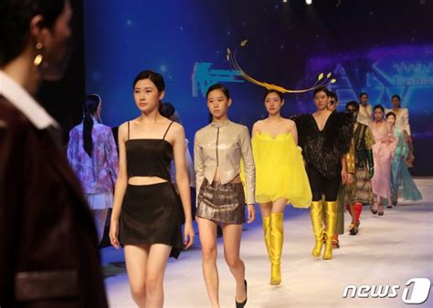 2023 한·아세안 패션위크 개막 패션쇼 네이트 뉴스
