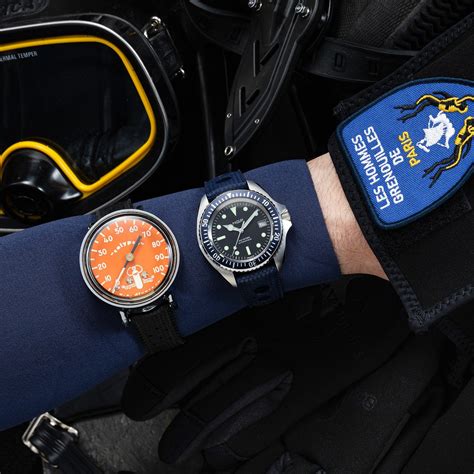 Diver 200m Automatic Diving Watch Blue Hgp Watches
