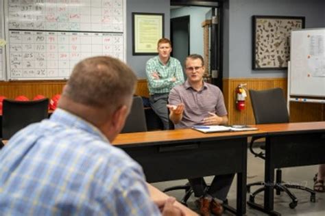 Clow Valve Hosts Foundry Tour For Iowa Lt Governor Mcwane For