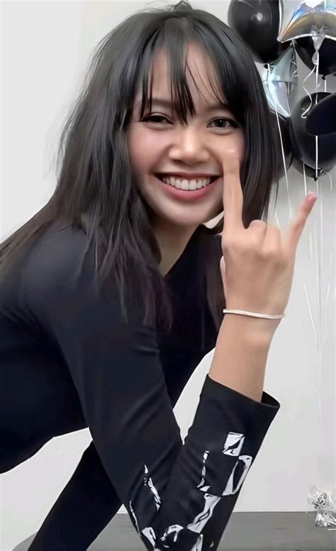 Pin By Erika Cardoso On 1 Lisa Lalisa Manoban Lisa Blackpink
