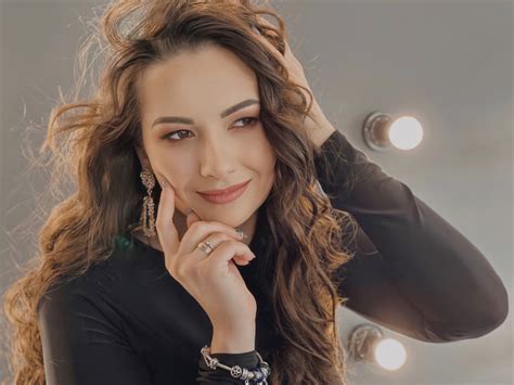 Алена Подгурская Почему на коже появляются пигментные пятна 1 Ультрафиолетовые лучи