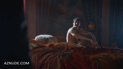 PEDRO PASCAL Nude AZNude Men