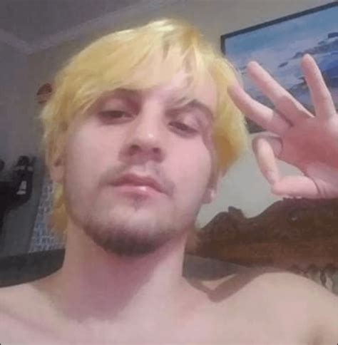 could someone please recreate this in demon s souls 2022 i ll also take it for any other souls