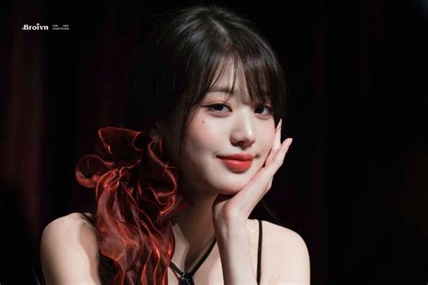 더쿠 원영이가 여자로보임