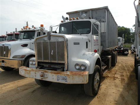 1975 Kenworth C500 Ta Roll Off Truck Jm Wood Auction Company Inc