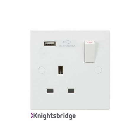 13a 1g Switched Socket With Usb Charger 5v Dc 21a Evolution