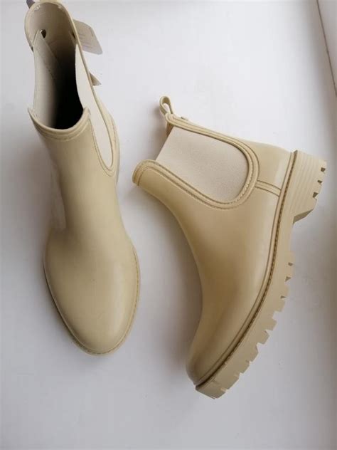 Бежевые ботинки челси Tamaris — ціна 850 грн у каталозі Черевики Купити