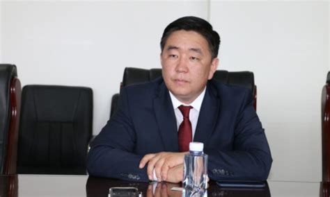 Д Мөнх Эрдэнэд холбогдох хэргийн шүүх хурал хойшиллоо E Mn