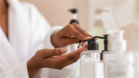 What Polyhydroxy Acids Phas Actually Do For Your Skin