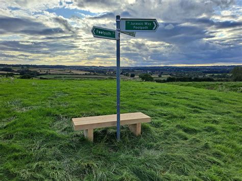 New Bench In Memory Of Mark Ellis East Farndon Village