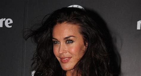 Megan Gale Wonder Woman New Justice League Mortal Photo Offers