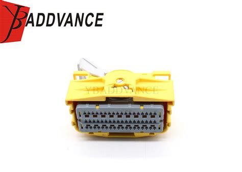 Yellow Color Delphi Pin Female PBT GF Auto Wire To Board ECU Connector