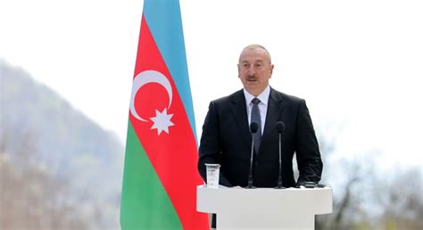 ილჰამ ალიევმა პირობა დადო რომ საფრანგეთის ტერიტორიებს დამოუკიდებლობის მოპოვებაში დაეხმარება