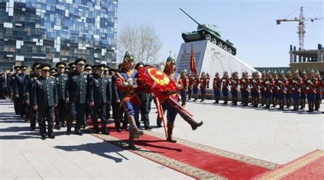 ЗӨВЛӨЛТИЙН ДАЙЧДЫН ХӨШӨӨНД ЦЭЦЭГ ӨРГӨЛӨӨ