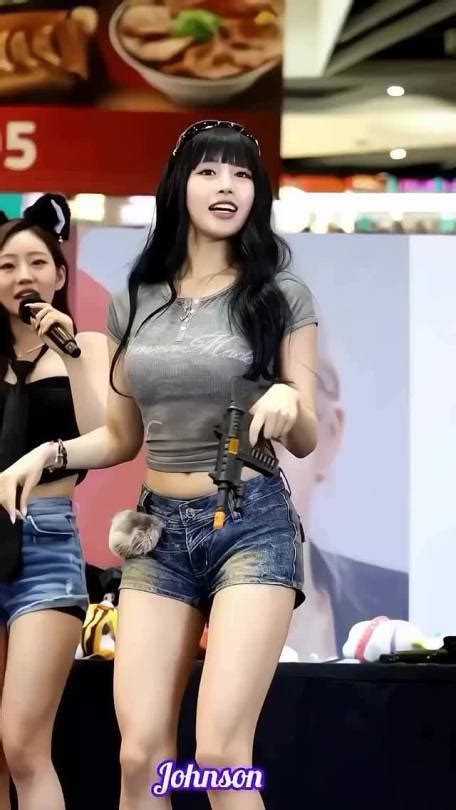 The Tummy Peaking Is So Hot Chubby Soft Tummies R Natty Kiss Of Life