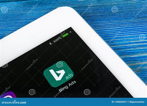 Bing Application Icon On Apple IPad Pro Screen Close Up Bing Ads App Icon Bing Ads Is Online