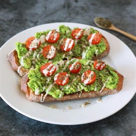 Zaatar Avocado Toast With 3 Ingredient Tahini Drizzle Zen And Zaatar