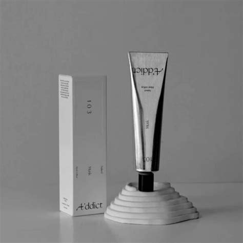 15 Solid Perfumes For Lasting On The Go Fragrance Daily Vanity Singapore