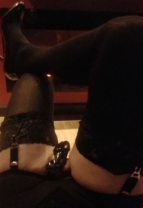 Foto De Sexy Caged Sissy