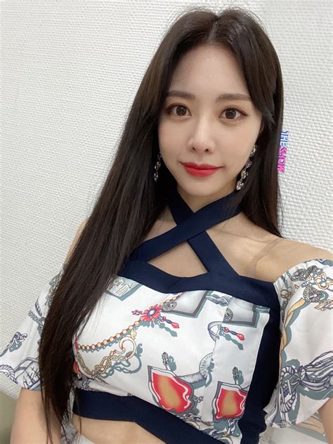 The Show On Twitter [★268회 더쇼초이스 후보②] 저 울쁘걸 영상 4d로는 안될까요‧⁺ ᵒ̴̶̷̥́