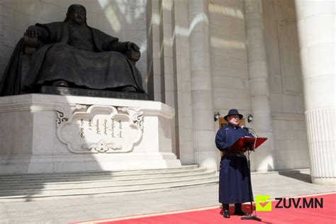 Дээд шүүхийн шүүгчид Ерөнхийлөгчийг ХҮЛЭЭЖ АВАХГҮЙ гэв