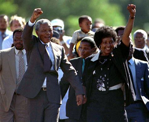 A 30 Años De La Liberación De Nelson Mandela Los Terribles Años En Prisión Y Su Conmovedor