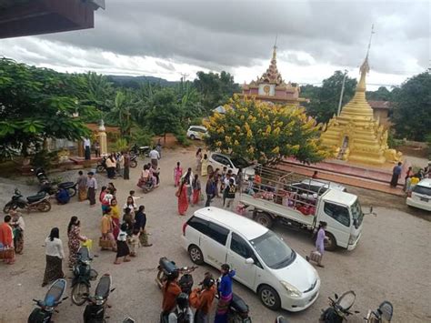 ဝါတွင်းကာလ တော်သလင်းလပြည့်နေ့တွင် ပင်းတယမြို့နှင့် အနီးဝန်းကျင်ရှိ ဘုရား၊ စေတီ၊ ပုထိုးများ