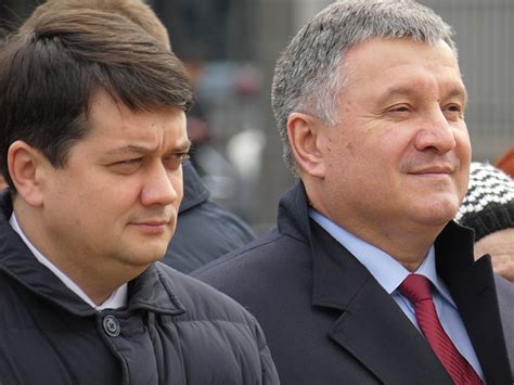 Аваков раскритиковал офис Зеленского за узурпацию власти ИА Красная Весна