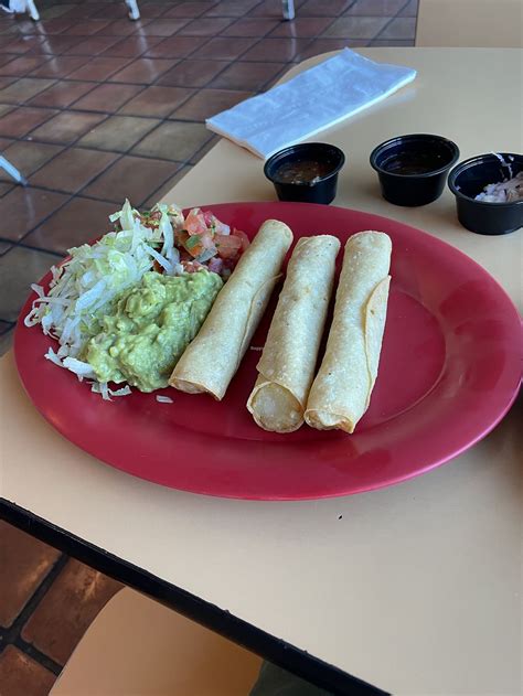 Super Cucas Cliff Dr Santa Barbara California Restaurant Happycow