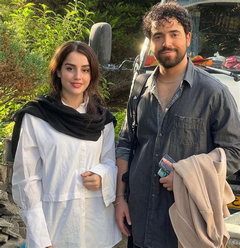 پریناز ایزدیار و شروین حاجی‌پور در پشت صحنه فیلم سینمایی بن‌سایعکس