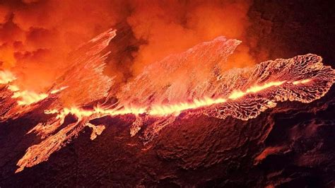Video Iceland Volcano Erupts 5th Time On Reykjanes Peninsula Since