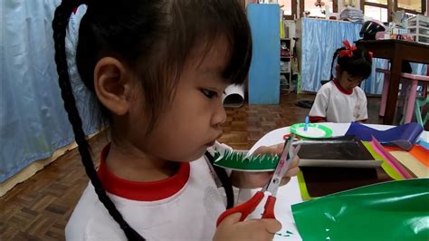 การฉีก ตัด ปะกระดาษ โรงเรียนดาราวิทยาลัย จังหวัดเชียงใหม่ Youtube