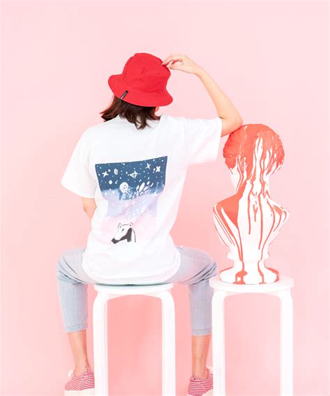 실크스크린 작품 윈터베어 티셔츠 에이블리