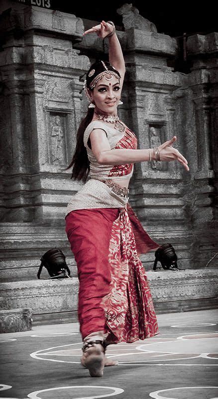 Rukmini Vijaykumar Natyanjali 2013 Bharatanatyam Poses Indian