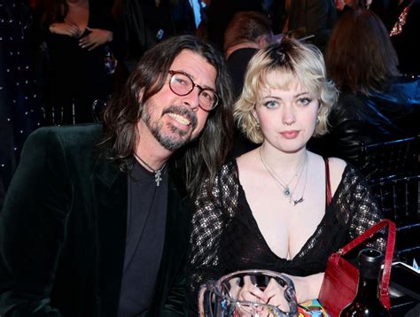 Foo Fighters New Song Show Me How Features Violet Grohl 933 Wmmr