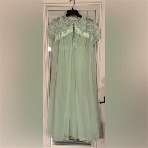 Shadowline Intimates And Sleepwear Vintage Shadowline Peignoir