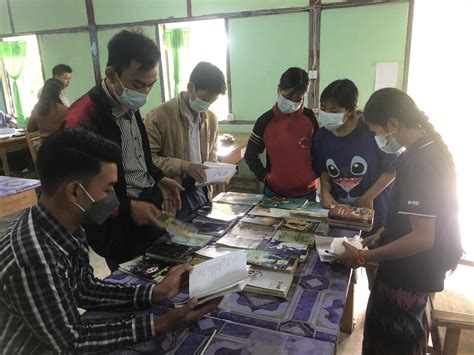 မိုင်းရယ်မြို့နယ်တွင် ဌာနဆိုင်ရာရုံးများနှင့် ရပ်ကွက်များသို့ နယ်လှည့်စာကြည့်တိုက်အဖြစ် ကွင်းဆင