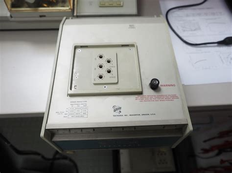 Tektronix Programmable Curve Tracer 370a Incl Extensive Accessories