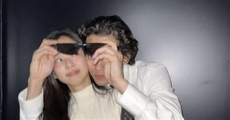 “또 연락해” 블핑 제니 美남자가수와 초밀착 백허그 다정한 투샷 깜짝