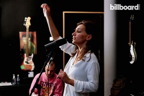 კურტ კობეინის გიტარა 600 000 დოლარად გაიყიდა Billboard Georgia ბილბორდ საქართველო