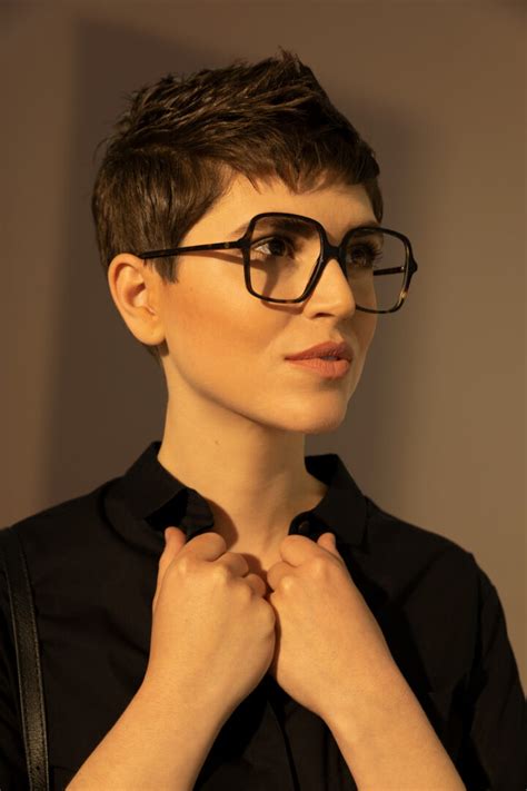 Laura Marie Sch Mara Models