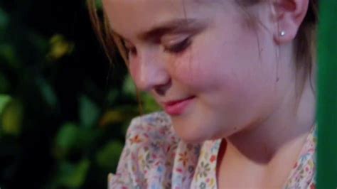 女孩捉来大量的男人饲养，最后都被做成了西红柿的养料 凤凰网视频 凤凰网