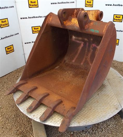 Used 36 John Deere 710k Pin On Backhoe Bucket For Sale